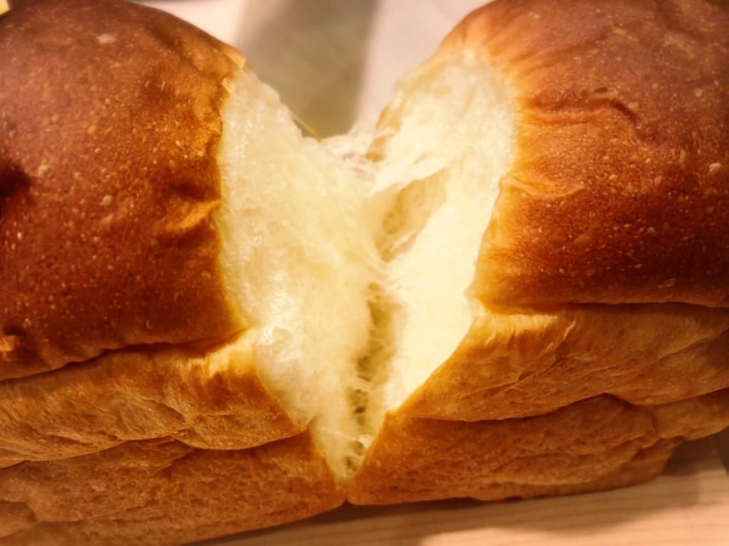 【横浜市港南区】6/1にオープンした「BAKERY Nagi」をご紹介♪「Milk食パン」や「メロンパン」等、美味しいパンが沢山！ | 号外 ...